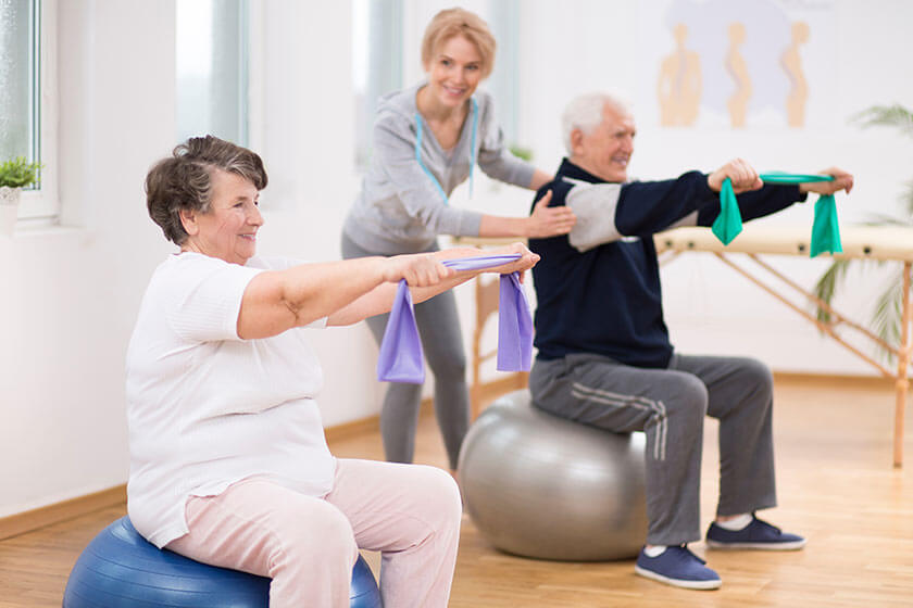 4 Types Of Physical Therapy For Elderly And Their Benefits Hidden Meadows On The Ridge 4-types-of-physical-therapy-for-elderly-and-their-benefits-hidden-meadows-on-the-ridge